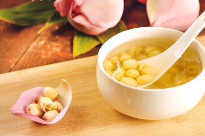 4 cách nấu chè hạt sen tươi ngon thanh mát đơn giản tại nhà